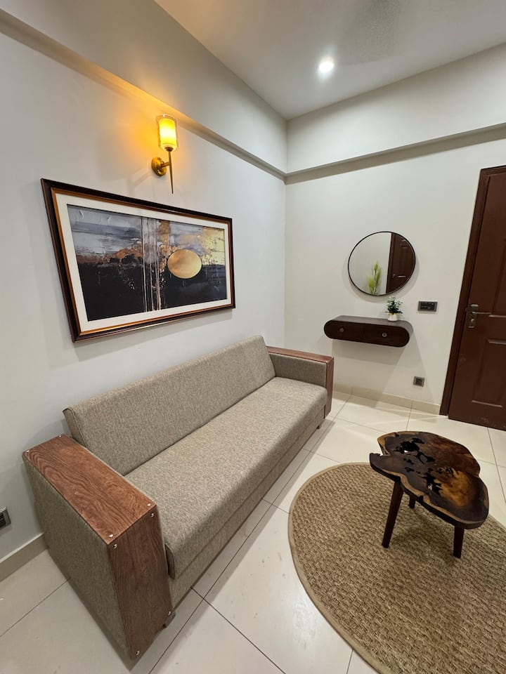 Luxury 1bhk In Central Dha - Karachi