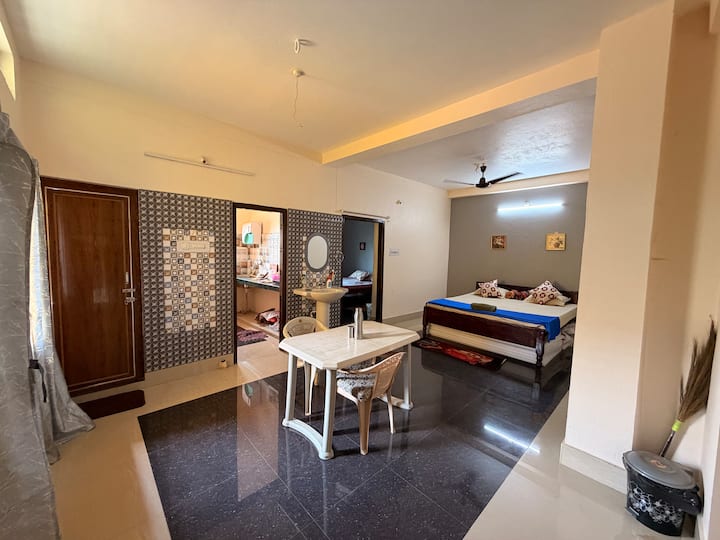 1 Bhk Flat With Kitchen - Odisha