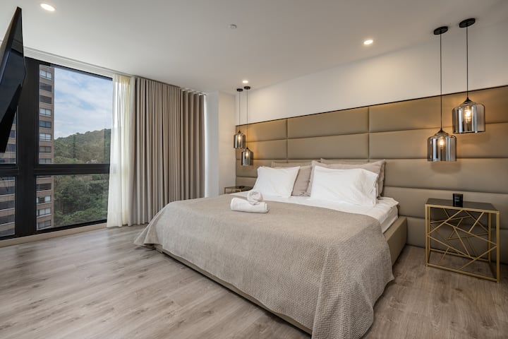 Aparamento De Lujo | Piscina, Jacuzzi Y Vista - Medellin, Antioquia, Colombia