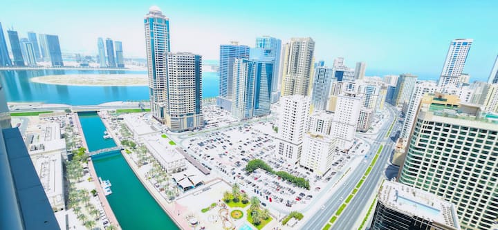 Luxury Skyline Apartment With Panoramic Views - Charjah