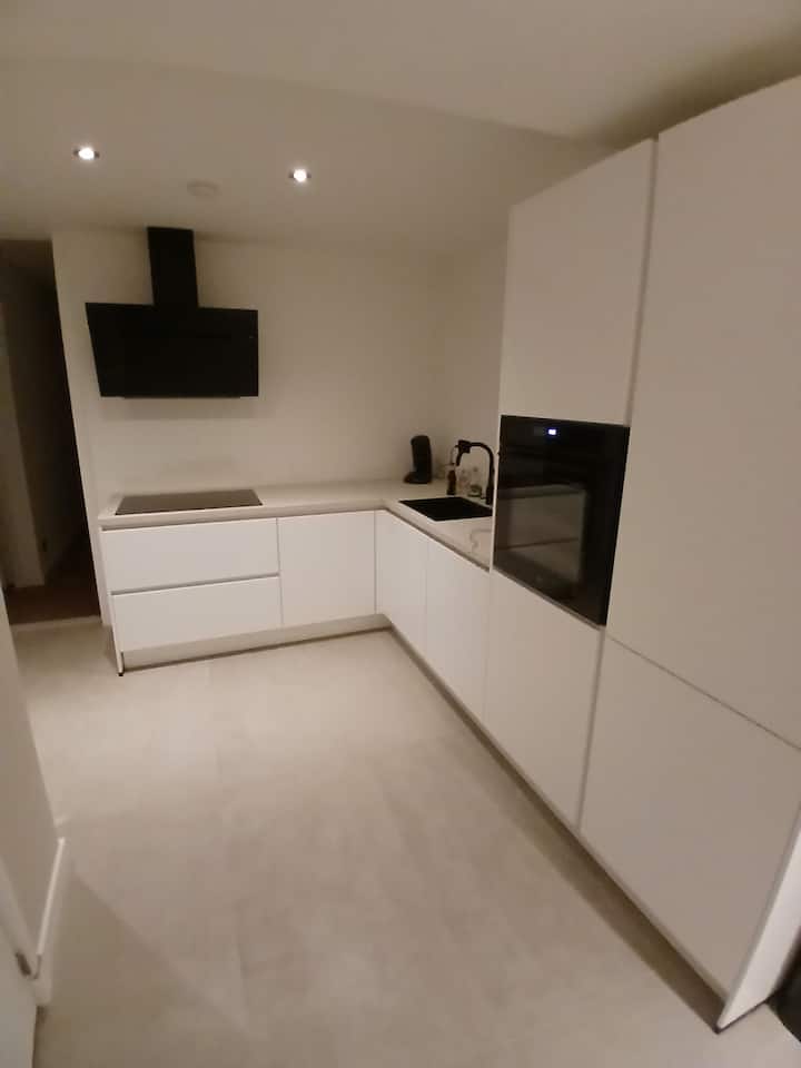Strandhuis Mano - The Hague