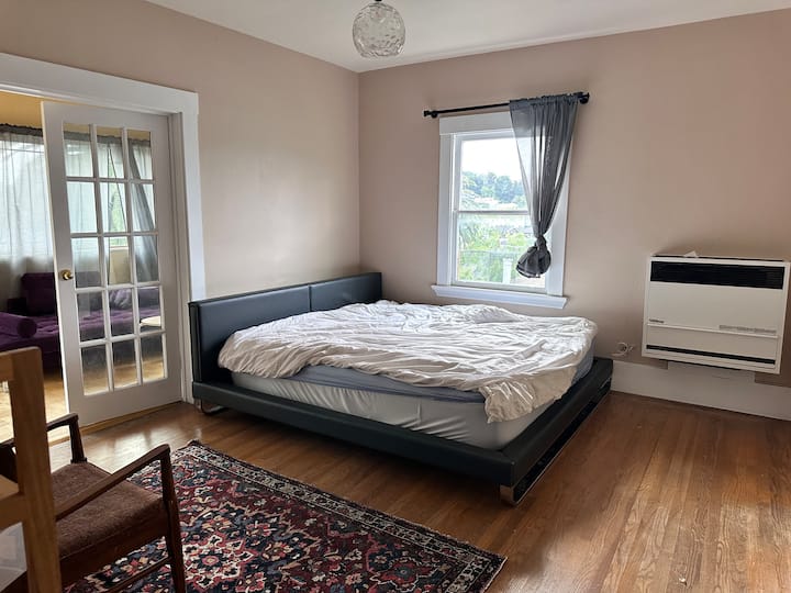 Apartment In A Charming House In Great Area - Oakland, CA