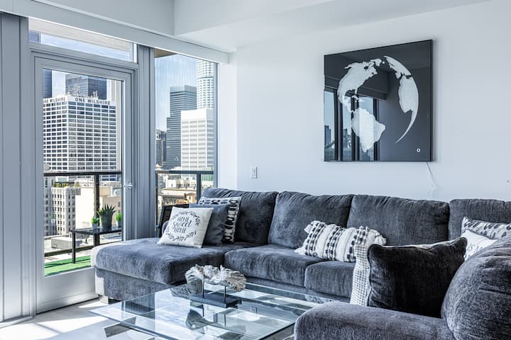 Rare 6 Bed Penthouse Suite High-rise Luxury Dtla - Chinatown - Los Angeles