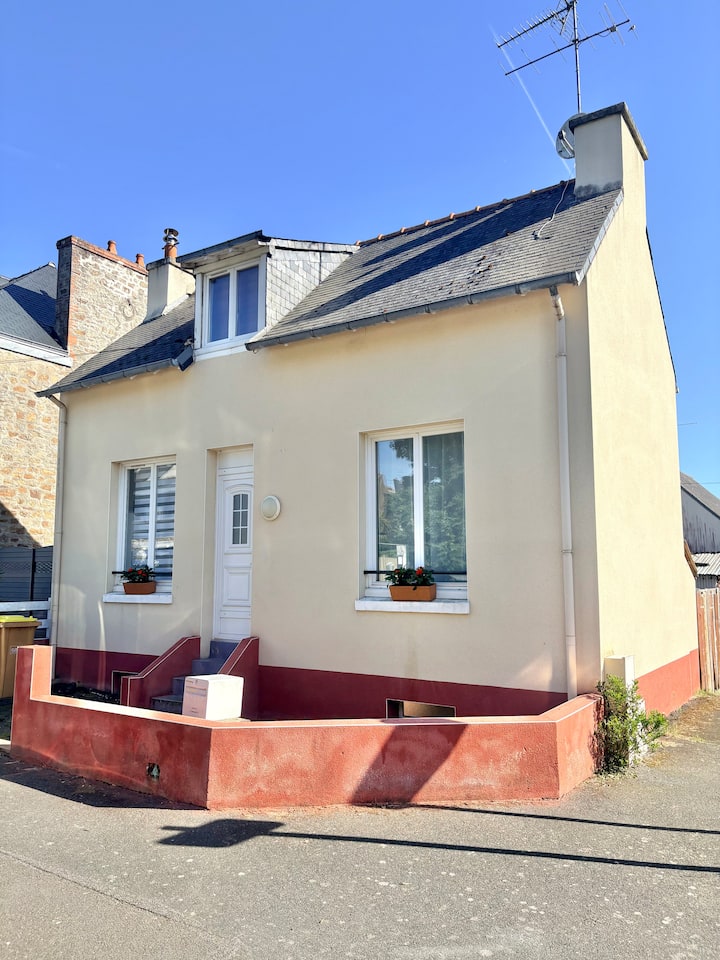 Maisonnette • 10min à Pied De La Gare - Saint-Brieuc