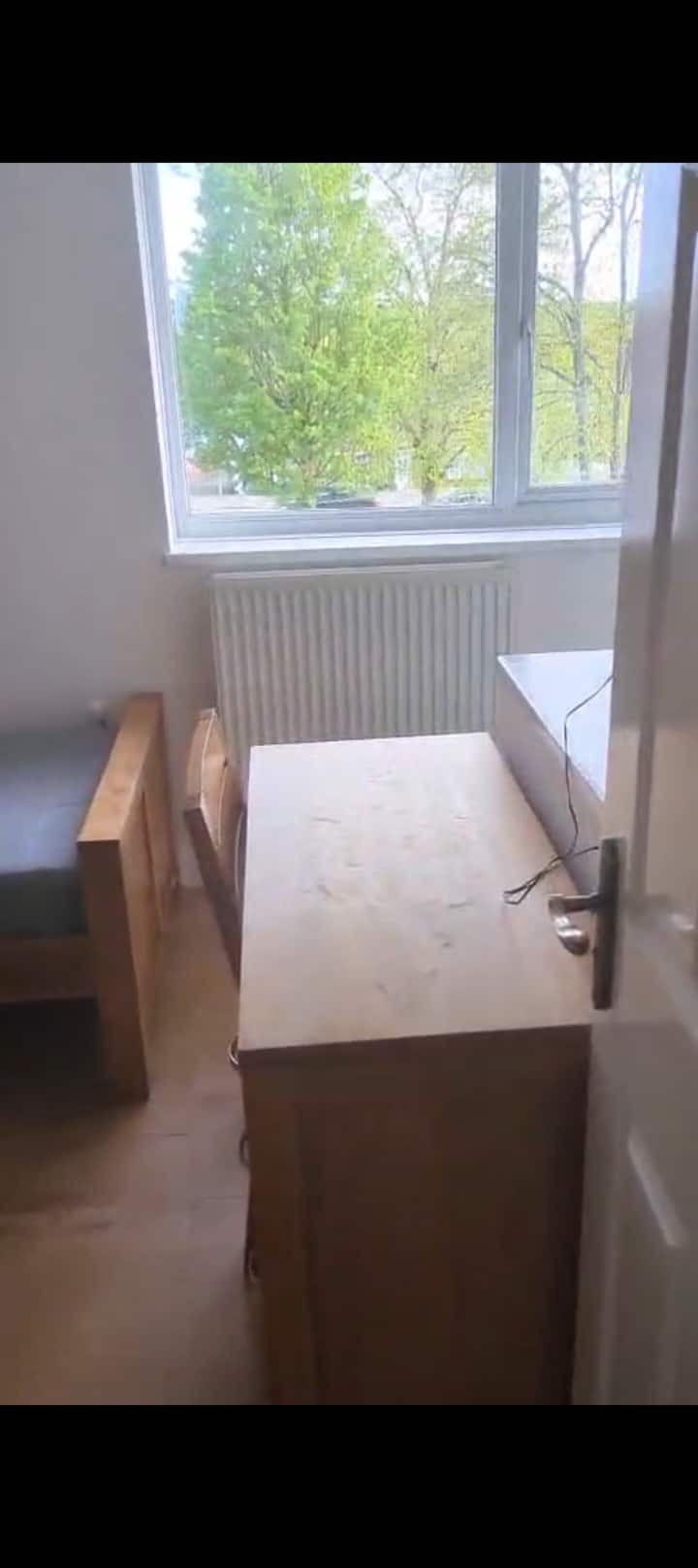 A 6 Bedroom House Near To Gatwick/brighton - Crawley