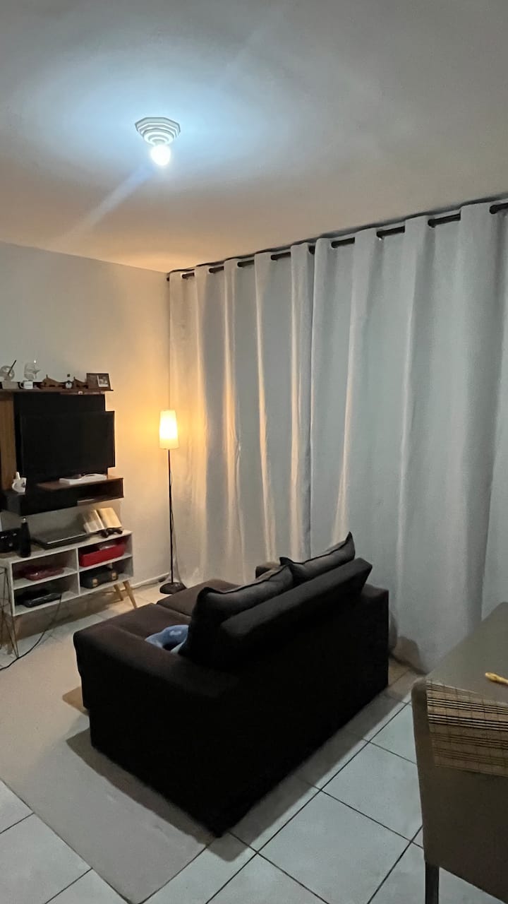 Quarto Privativo + Garagem | Pouso Alegre - Pouso Alegre