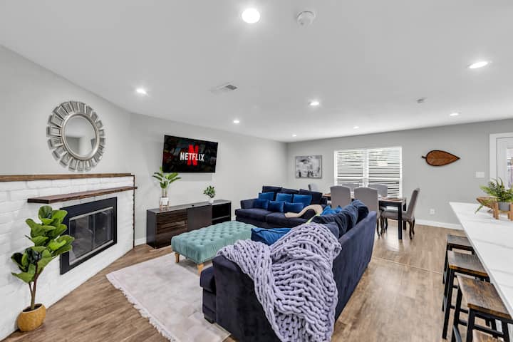 3br Home | Near Outlets & Event Center W/ Backyard - Allen, TX