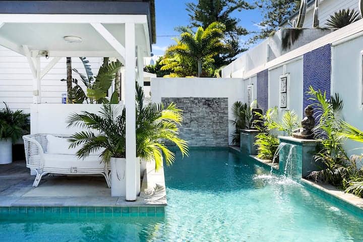 Azur Byron Bay Entire Villa Sleeps 24 People - Byron Bay