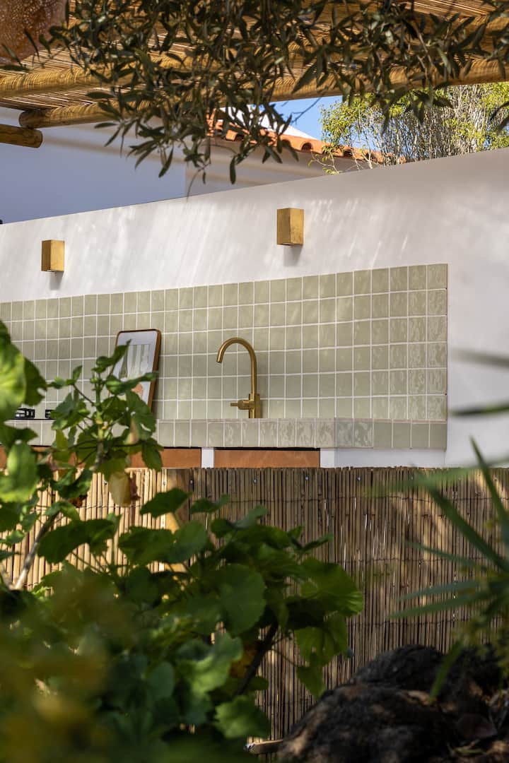 Casa Sivido / Olijf Studio - Privé Buitenkeuken - Porches