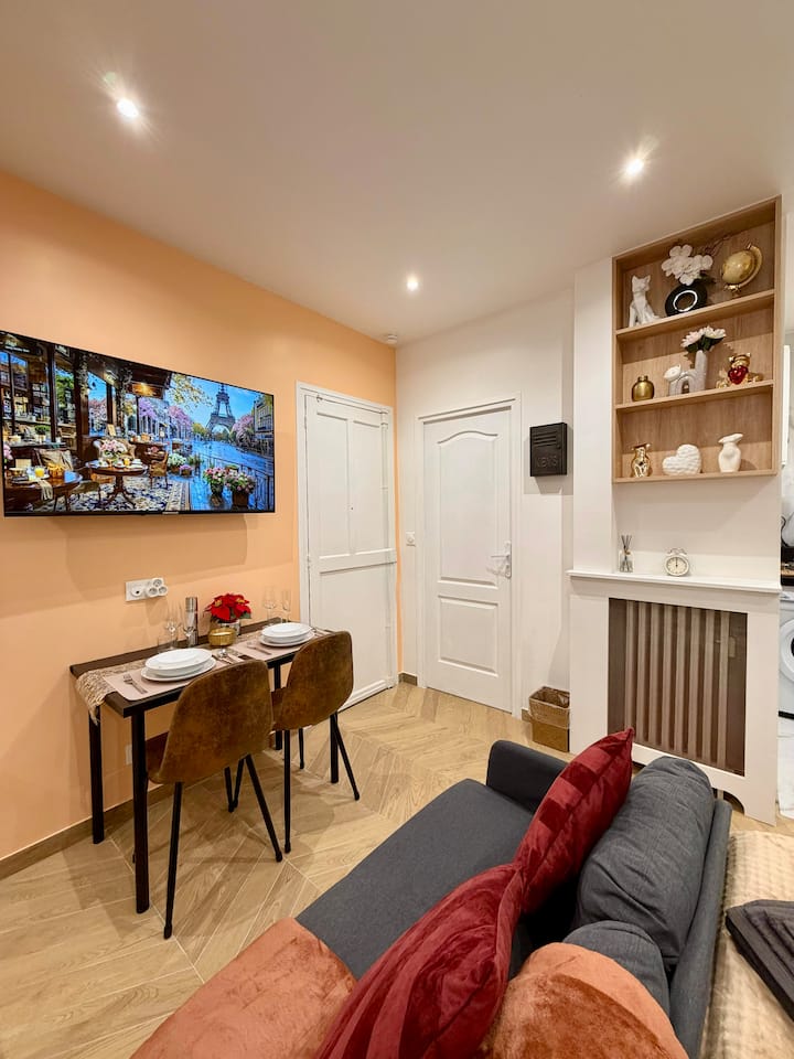 Belle Apt | Paris Metro 7 & 14 | Butte Aux Cailles - Le Marais