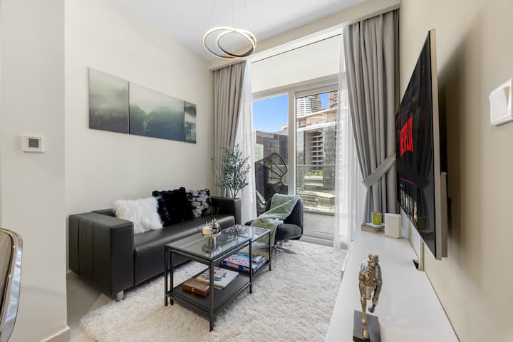Luxury 1br, Business Bay, Burj Khalifa Peek View - Dubai