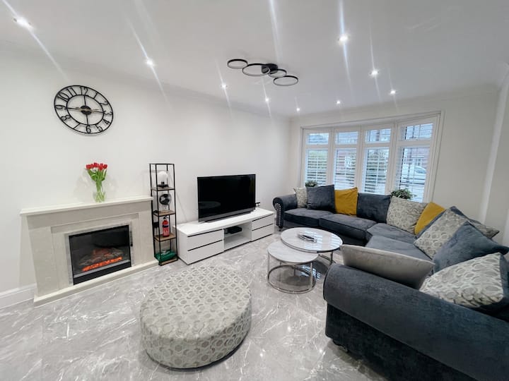 Home Near London Heathrow, Windsor, Legoland - Staines