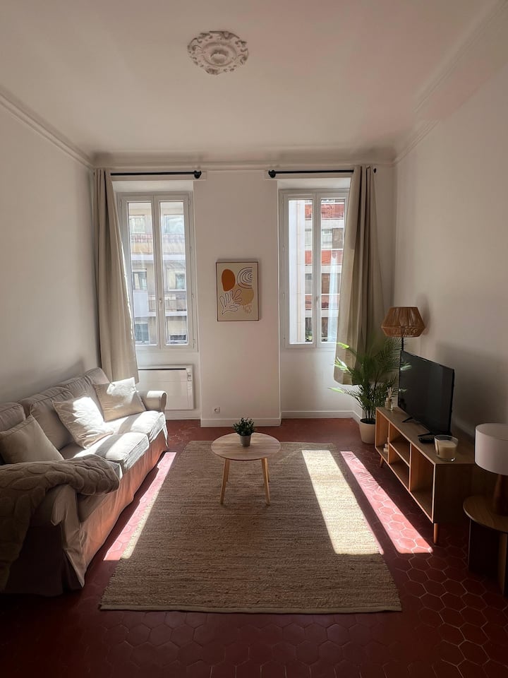 T2 Cosy Entre Notre-dame Et Vieux-port - Marsylia