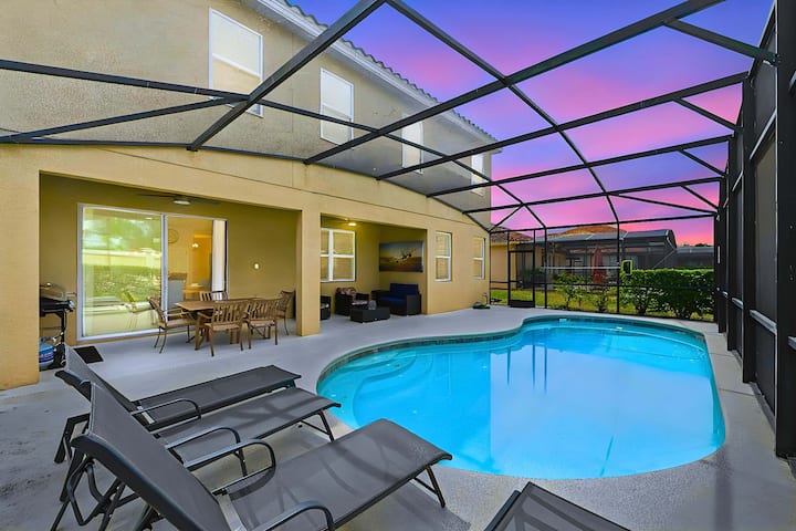 Upstay Disney Getaway With Pool & Game Room - Davenport, FL