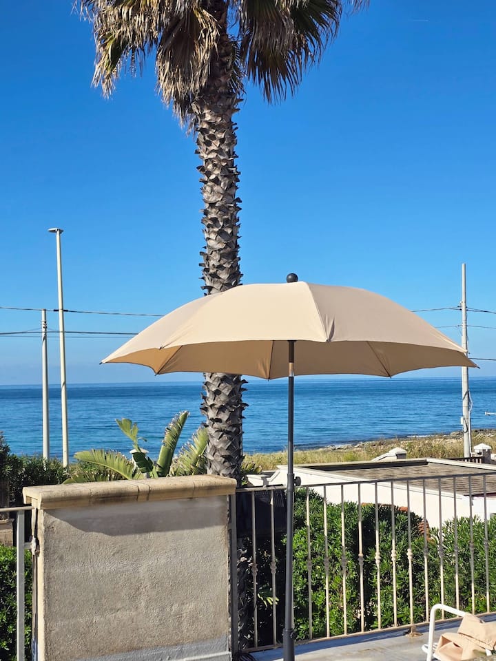 Villammare Specchiarica | Villa Fronte Spiaggia - Punta Prosciutto