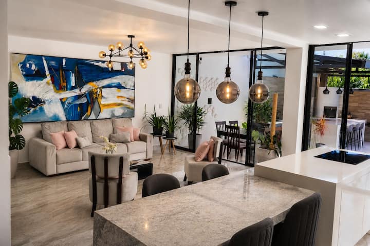 Luxury Retreat Tena | Piscina, Jacuzzi & Sauna - Napo