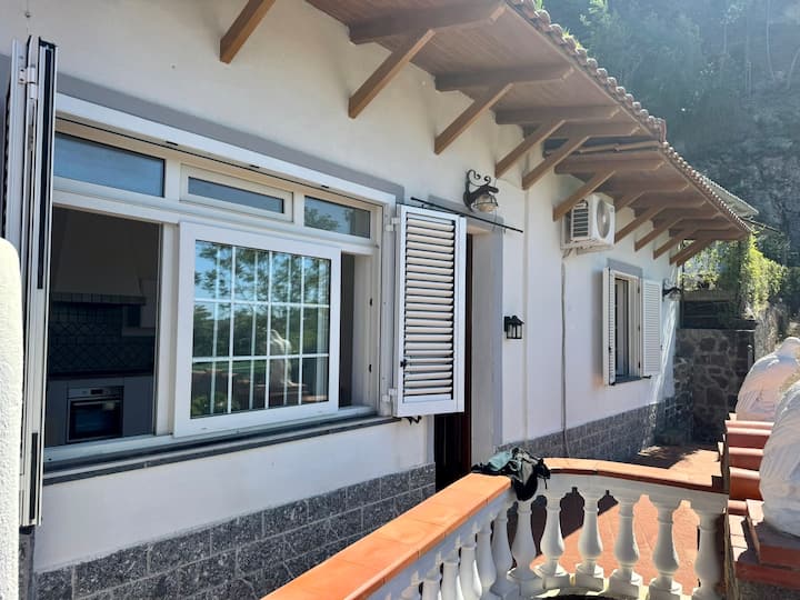 One Bedroom Newly Furnished Holiday House - Procida