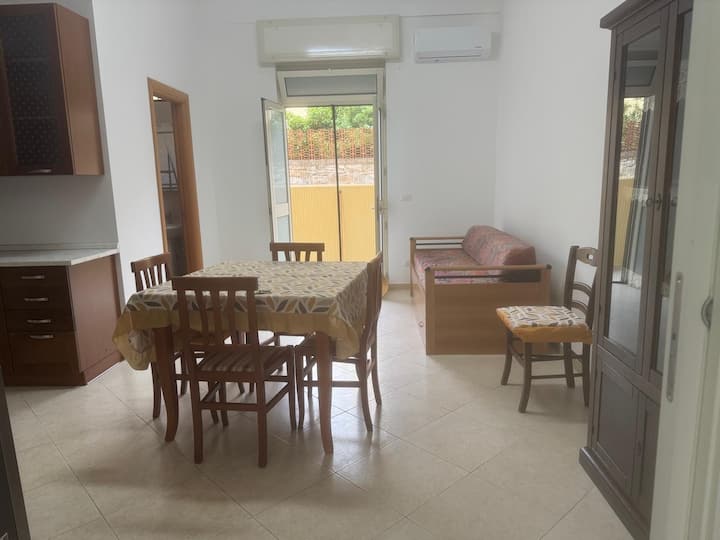 Casa Vacanza In Zona Ben Servita - Giovinazzo