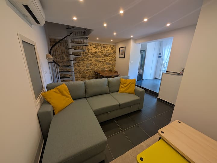 Petite Maison Avec Jardin Et Jacuzzi. - Pézenas