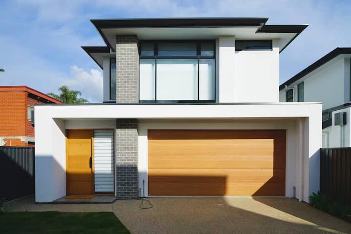 Bright & Modern 4br Home Near Airport - Glenelg