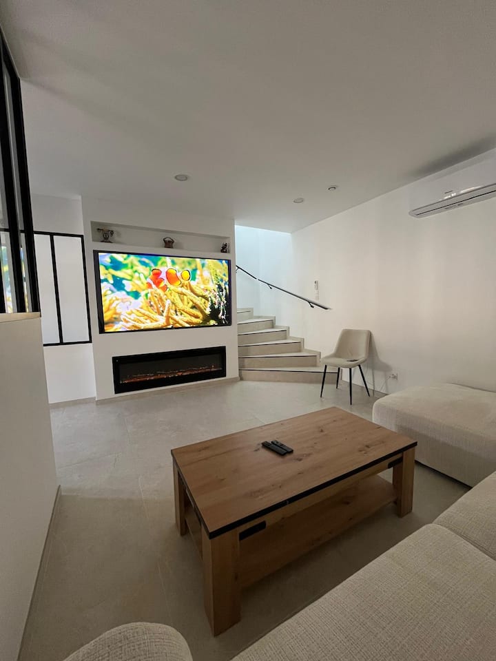 Maison De Village Chaleureuse - Cavaillon