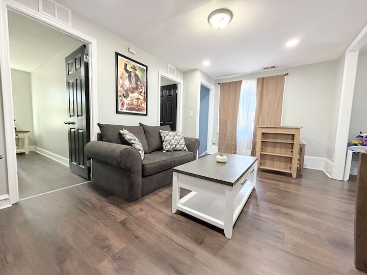 Apartment In A Great Location With Private Parking - Wilmington, DE