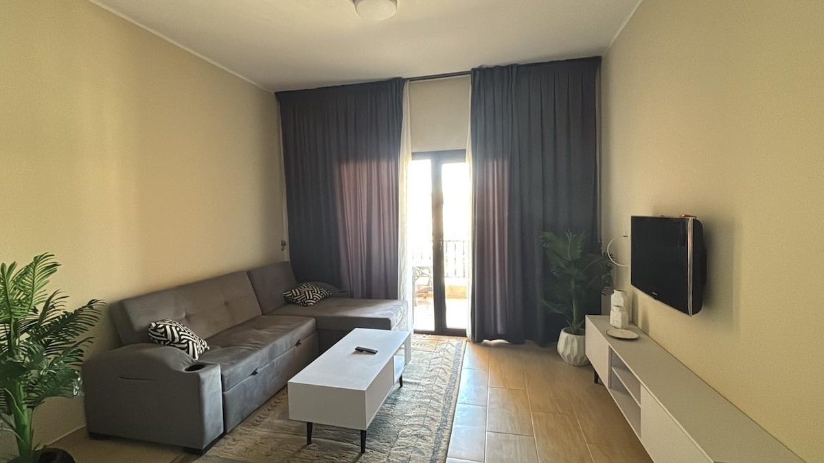 Modern Studio in Dau Heights Prime Location & Pool - Apartments for ...