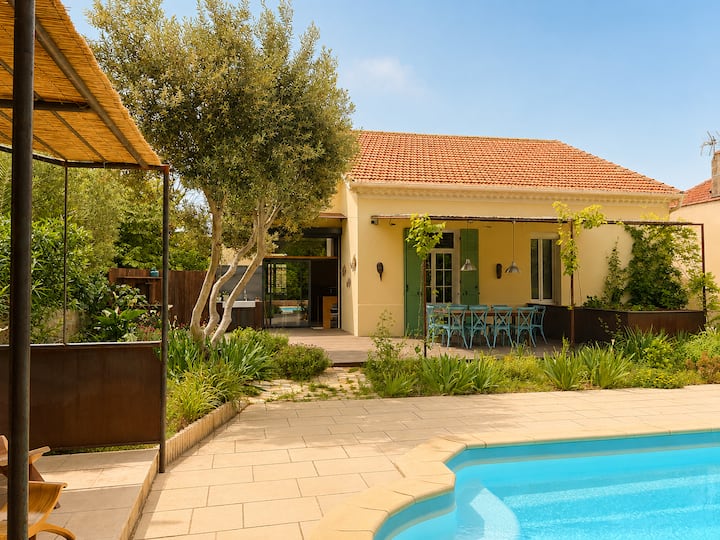 Villa De Caractère Avec Piscine Et Jardin - Toulon
