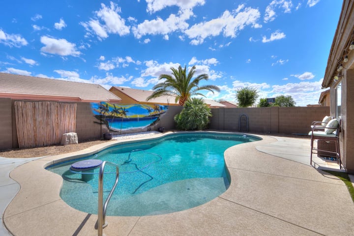 Spacious Maricopa Retreat W/ Private Pool & Hot Tu - Maricopa, AZ