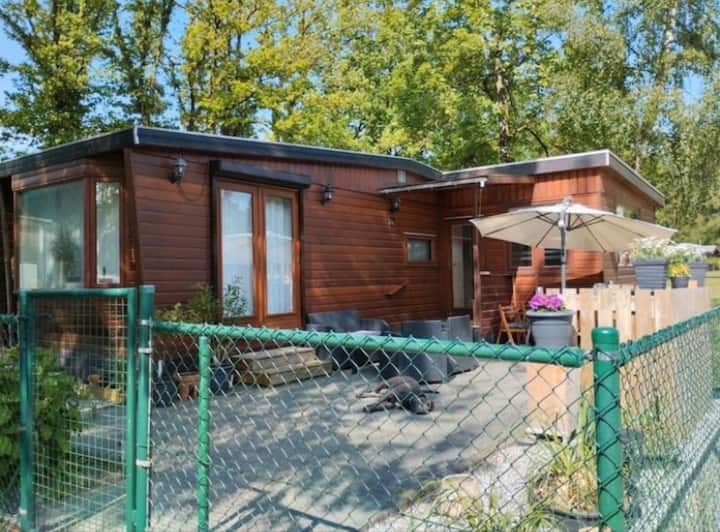 Gezellige Chalet Op Groen Vakantiepark In Lanaken - Maastricht