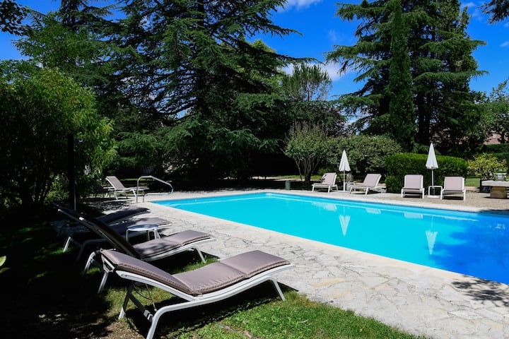 Chambre De Charme, Vue Sur La Chapelle & Piscine - Martel