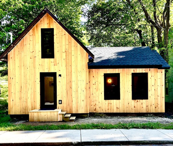Berkshire Workers Cottage - North Adams, MA