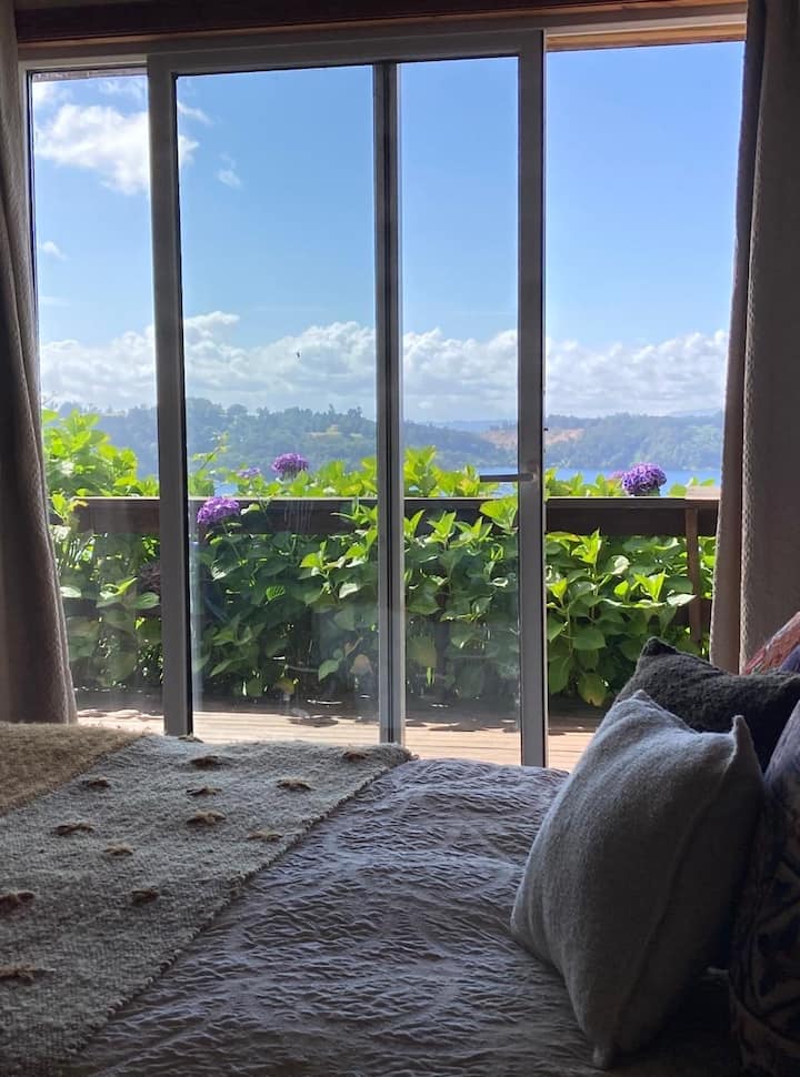Linda Casa Con Maravillosa Vista Y Acceso Al Lago. - Puerto Octay