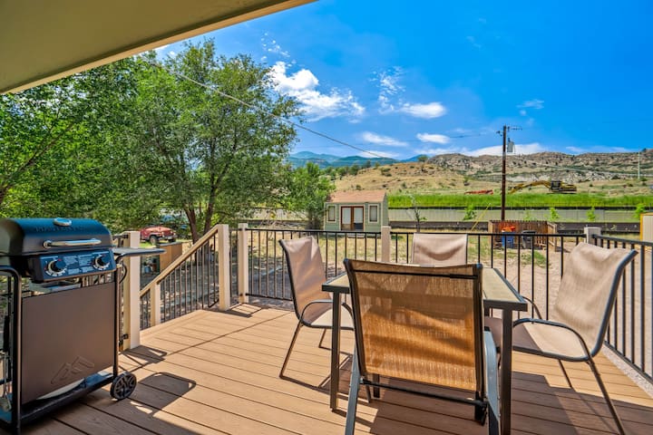 2br Retreat With Private Deck | Near Red Rocks - Colorado Springs, CO