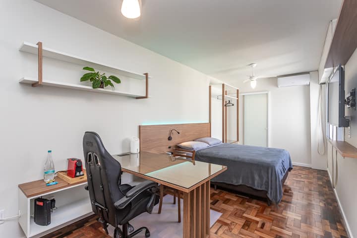 200 Metros Do Shopping Iguatemi Com Estacionamento - Porto Alegre