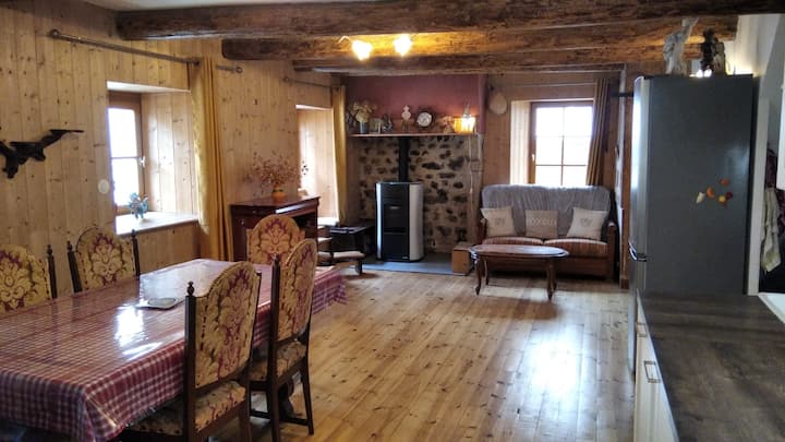 Chez Jean Et Tram, Au Bon Logis, Ville Historique - La Chaise-Dieu