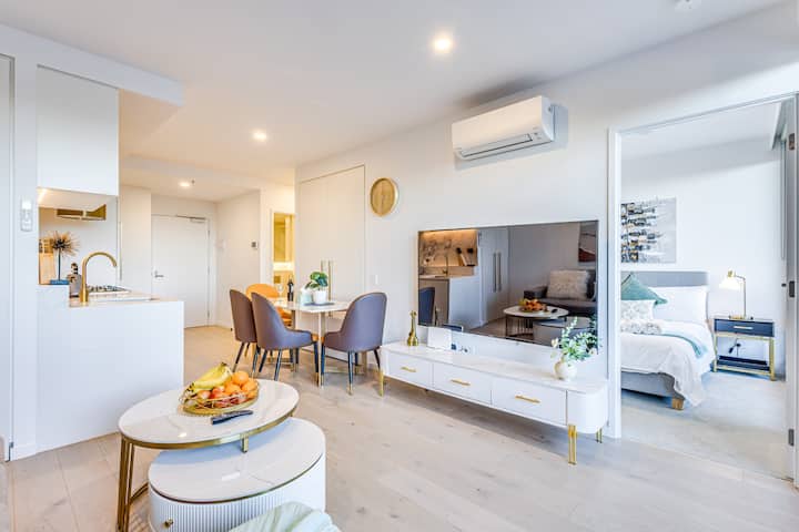 Stayau Stunning 2br Free Parking Netflix Boxhill - Box Hill