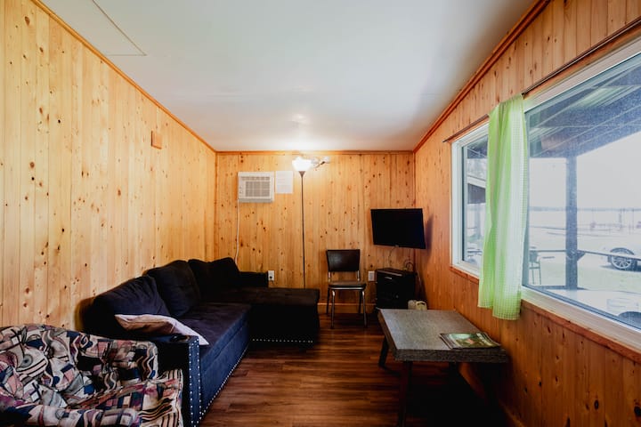 Cozy Lakeview 2-bdr Cottage In Bobcaygeon #09 - Bobcaygeon