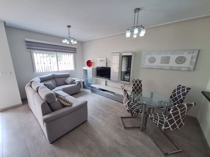 Bungalow Dúplex Con Terrazas En Villa Martín - Playa Flamenca