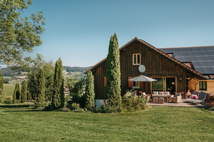 200 M² Ferienwohnung Allgäu Mit Sauna & Bergblick - Weitnau
