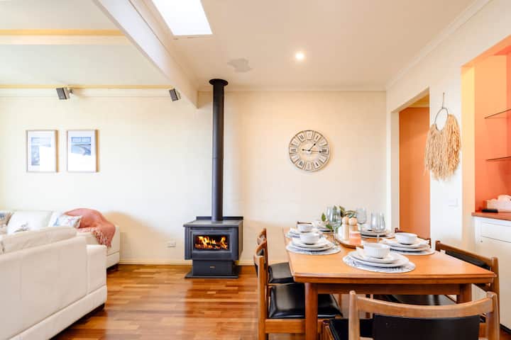 Beachley - Central Ocean Grove - Gas Fire - Games! - Ocean Grove