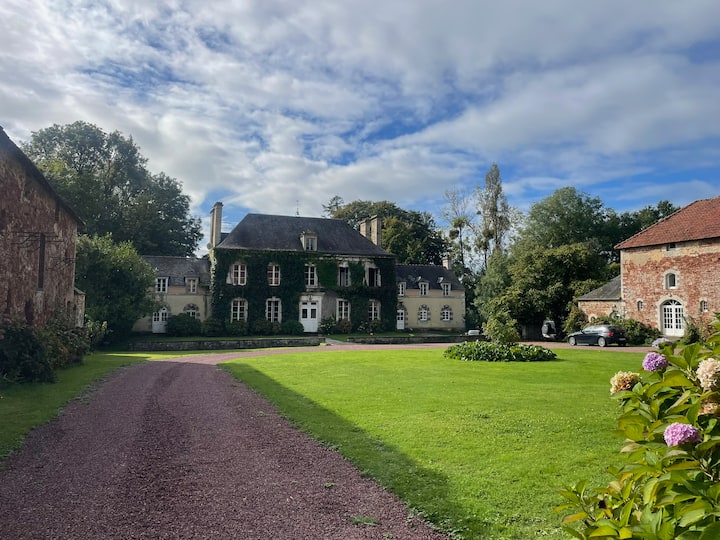 Manoir De Prestige Dans Le Coeur De La Normandie - Isigny-sur-Mer