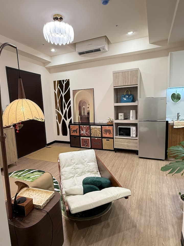 林口忠孝路Outlet扶輪公園旁/全新完工保全大樓/兩房1.5衞全配舒服小居/距林口長庚醫院僅一站 - New Taipei City