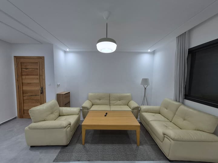 Appartement Lumineux à Louer - Oujda