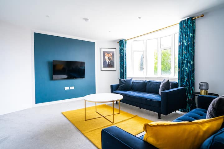 #157 Coastal Stay Bournemouth - Sleeps 10 - Branksome Chine Beach