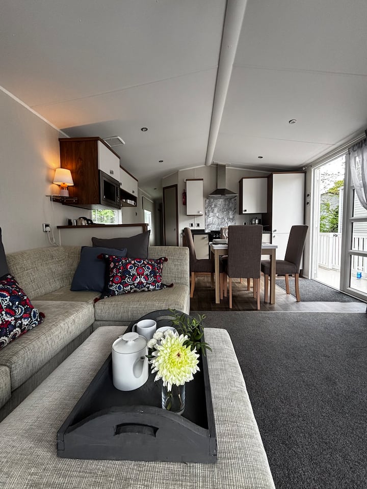 #83 Best Family Caravans At Trevella Holiday Park - Holywell