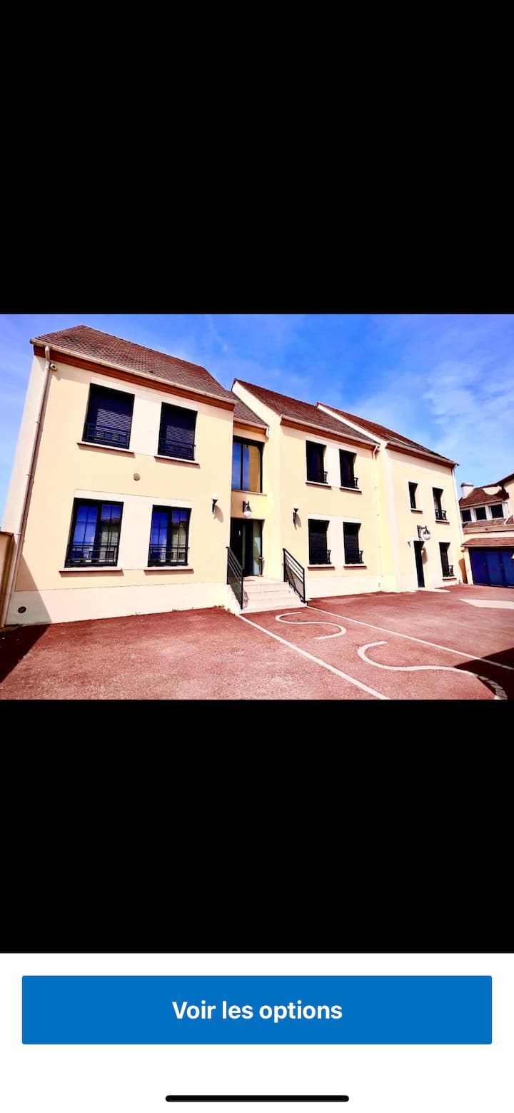 Maison Avec 6 Chambres Doubles - Plailly