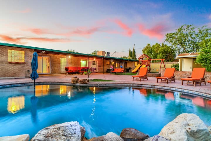 Tucson Casa Verde
Pool, Firepit, Playground Oasis - Tucson, AZ