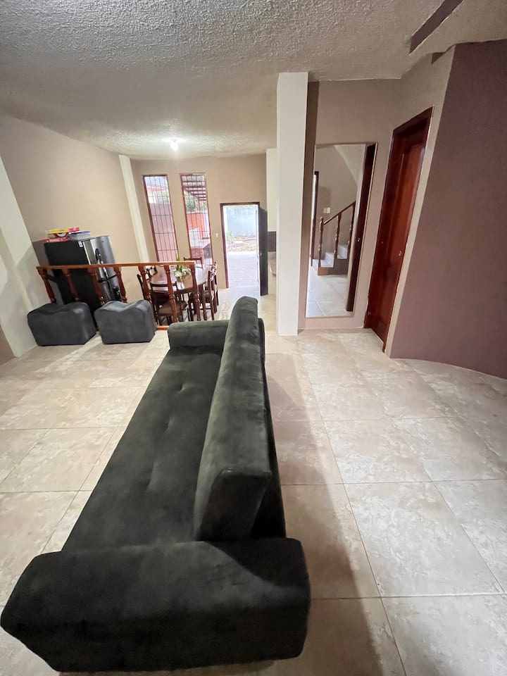 Casa Dalua | Hogar Ideal Para Compartir En Familia - Puyo