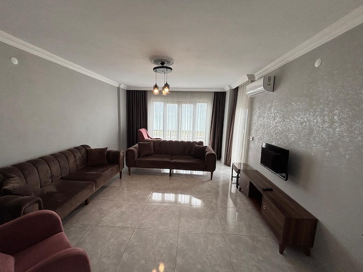 Havaalanı Ve şEhir Merkezine Yakın Manzaralı Daire - Trabzon